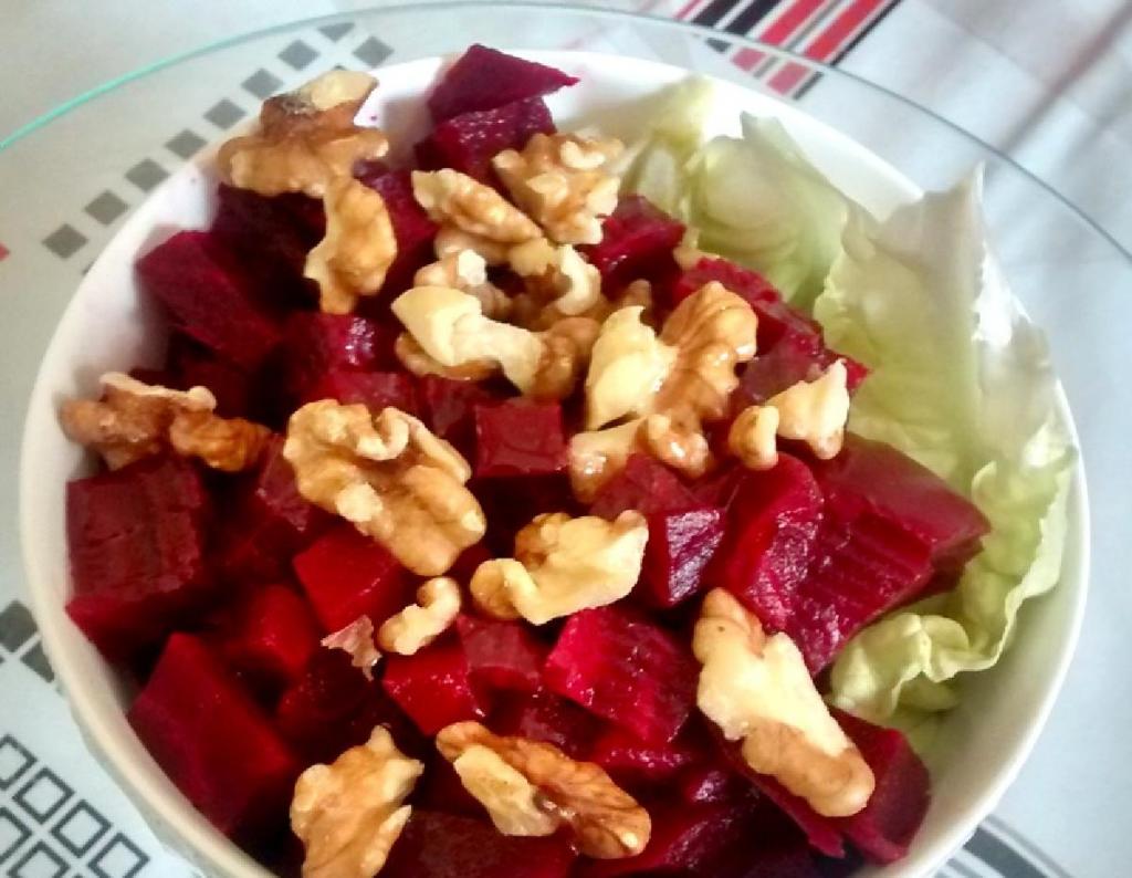 Ensalada de remolacha con nueces, una deliciosa ensalada y fácil de ...