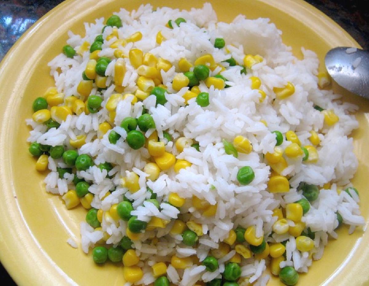 Ensalada de arroz, choclo, ( elote, maíz ) queso, naranja - Recetas ...